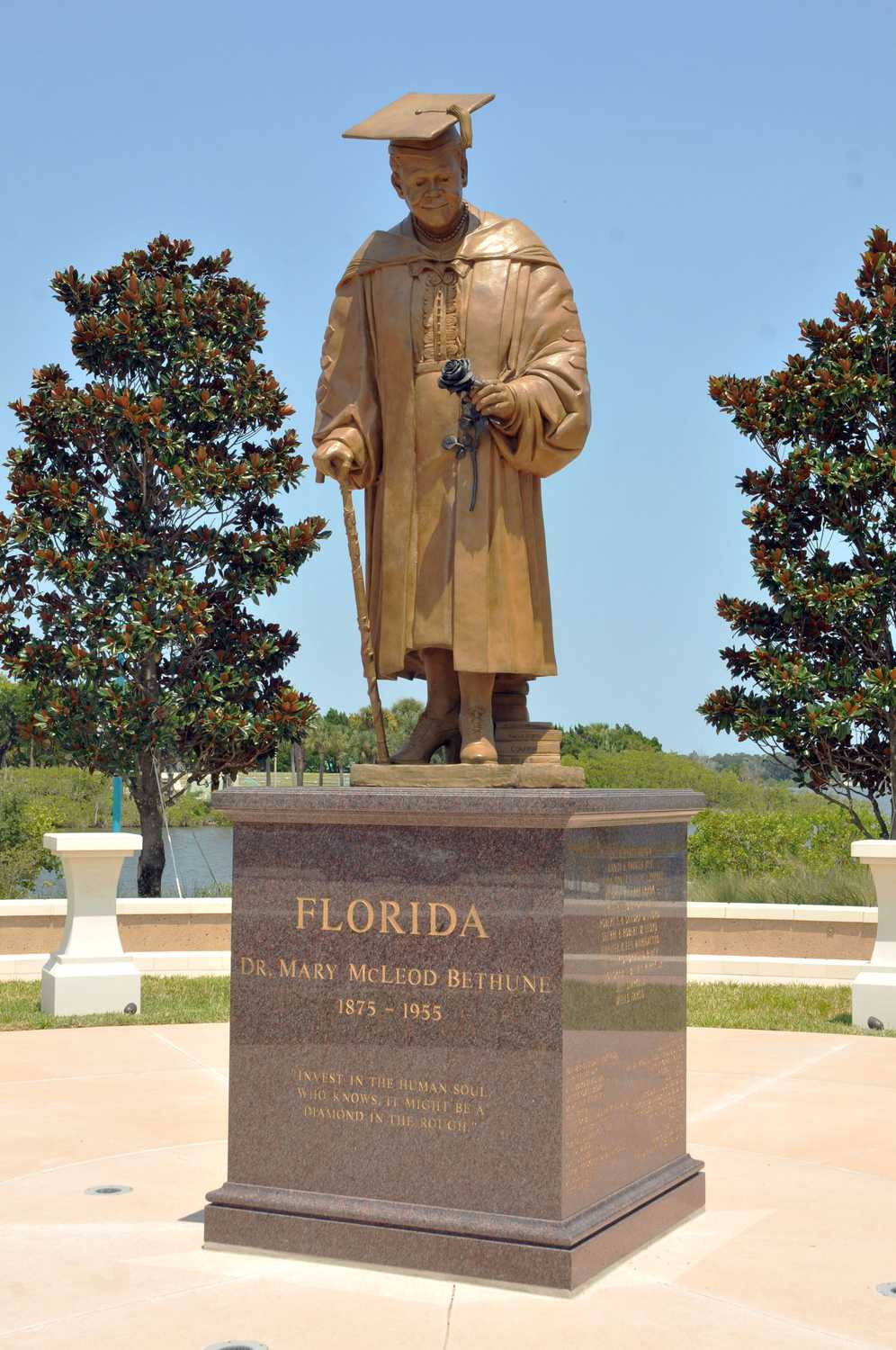 Mary McLeod Bethune Sculpture | National Museum of African American ...